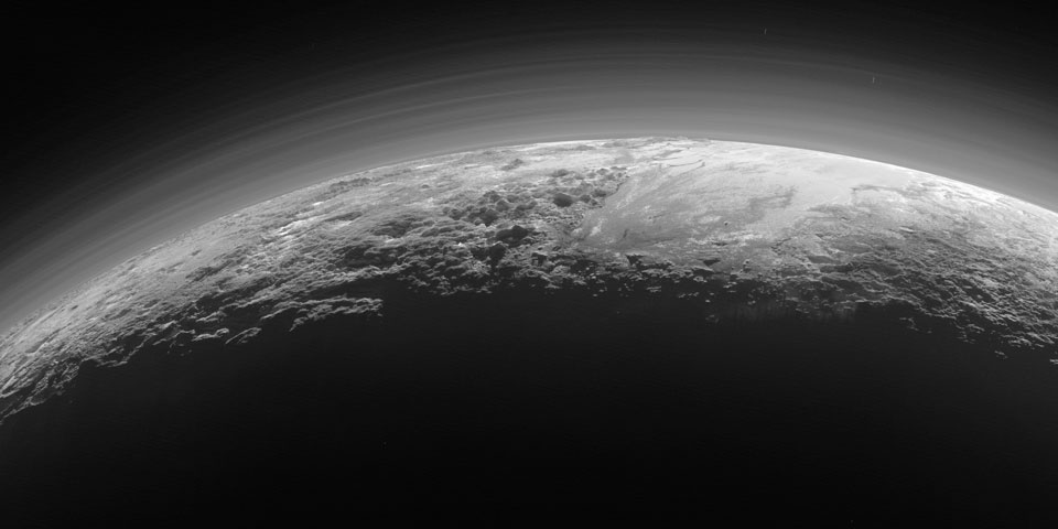 Pluton en haute définition | Le blob, l'extra-média